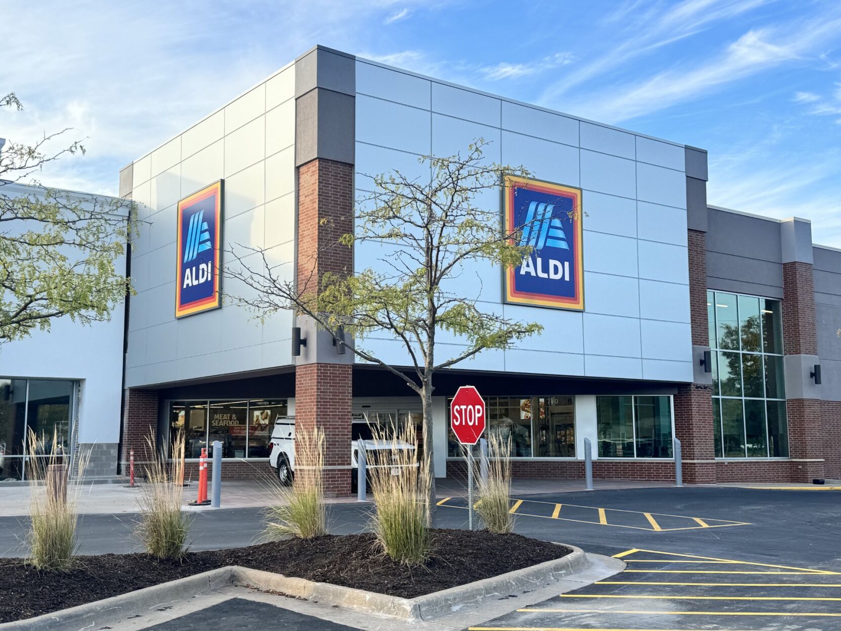 New Moline Aldi to open this week in former Hy-Vee