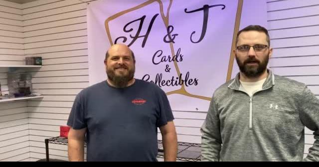 Card store opens in muscatine mall