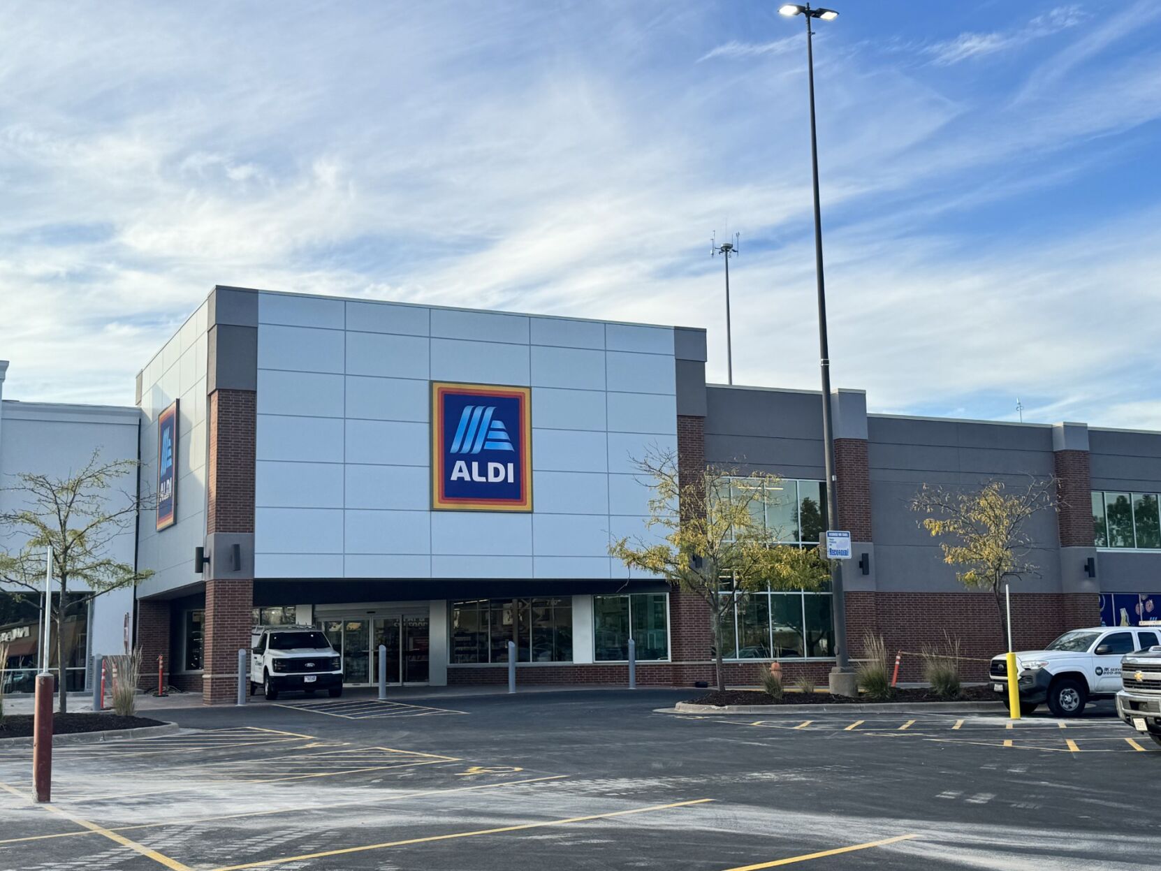 New Moline Aldi to open this week in former Hy-Vee