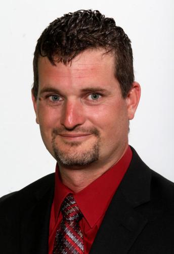 Roads, public safety discussed at ward meeting