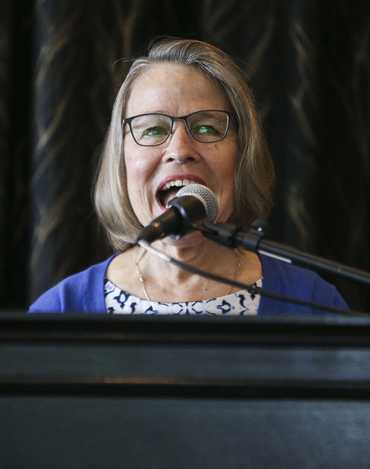 Photos: Fundraiser for U.S. Rep. Mariannette Miller-Meeks