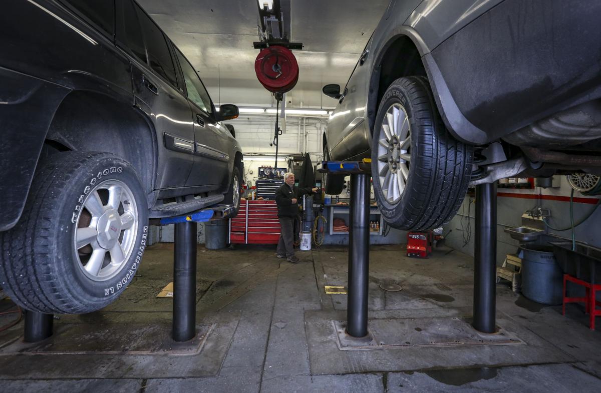 Notes @ Noon: No post-breakup blues for Dittmer's, one year since split ...