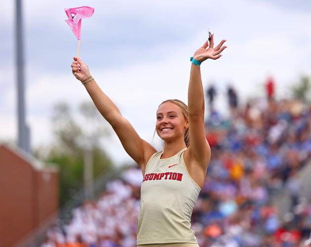 Assumption's Kelly Grobstich sweeps 100- and 200-meter dashes at state ...