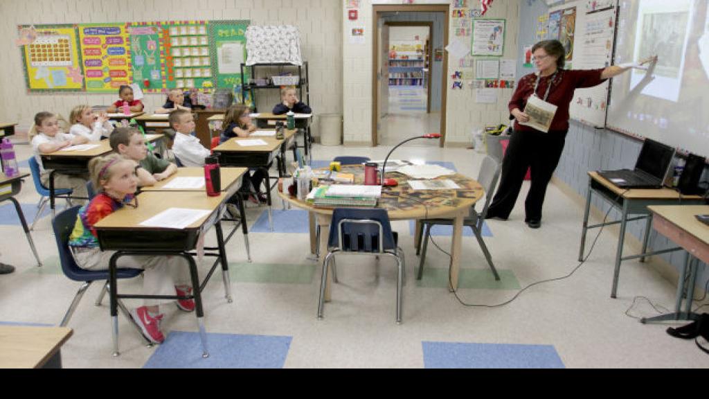 JFK School students celebrate namesake | Jfk | qctimes.com