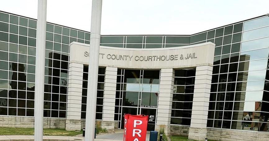 Testimony starts in Davenport IA double-murder trial