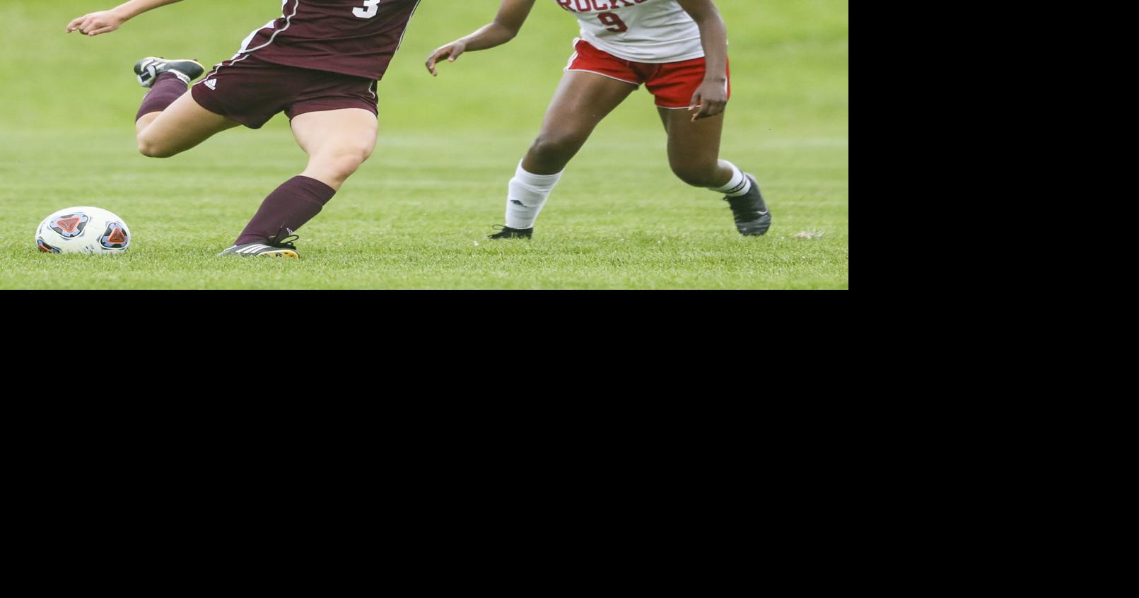 Moline's Hazen verbally commits to join Northern Iowa soccer program