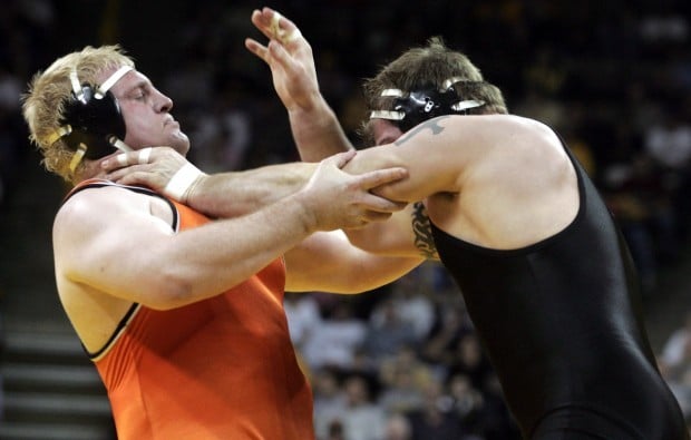 Ex-Hawkeye Mocco has fight left