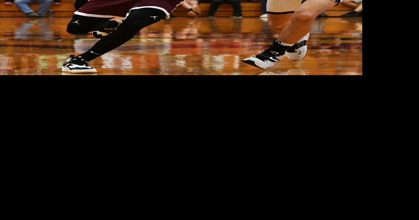 Moline's Harding commits to Iowa basketball