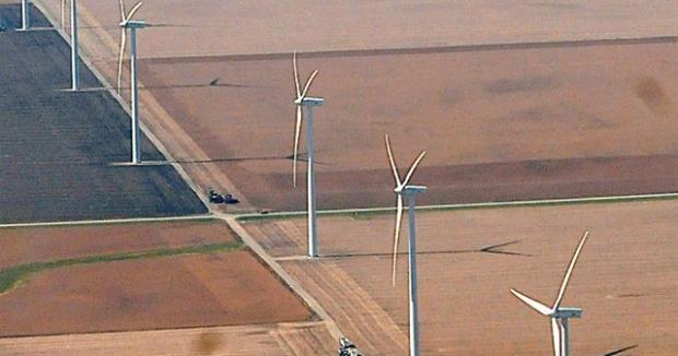 Wind turbines dot Iowa's landscape, fueling a strong economy ...