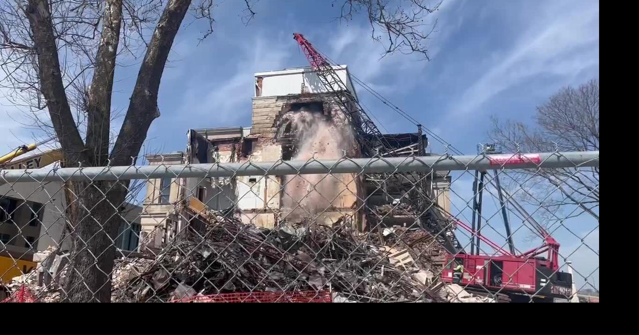 Demolition continues at old Rock Island County Courthouse
