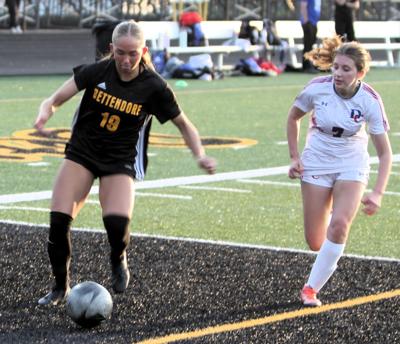 Bettendorf star Bohonek feeling better and back on the pitch