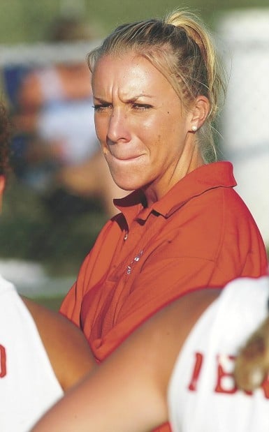 Pleasant Valley coach faces former team in regional semifinal