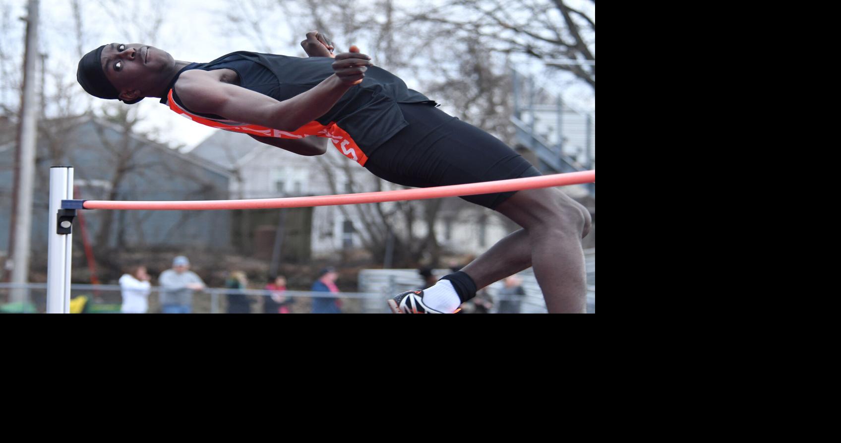 Moline girls, UT boys capture Shipley team titles