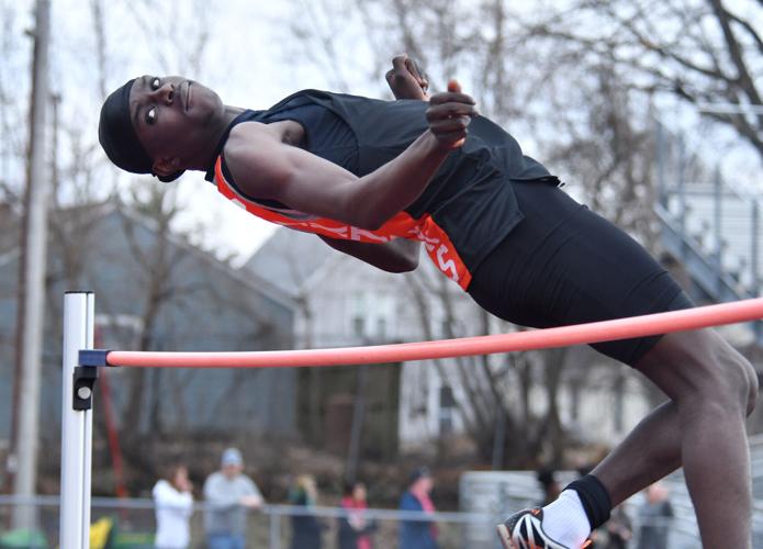 Moline girls, UT boys capture Shipley team titles