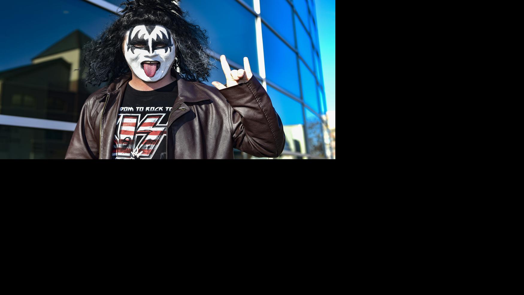 Photos: KISS Fans | Photo Galleries | qctimes.com