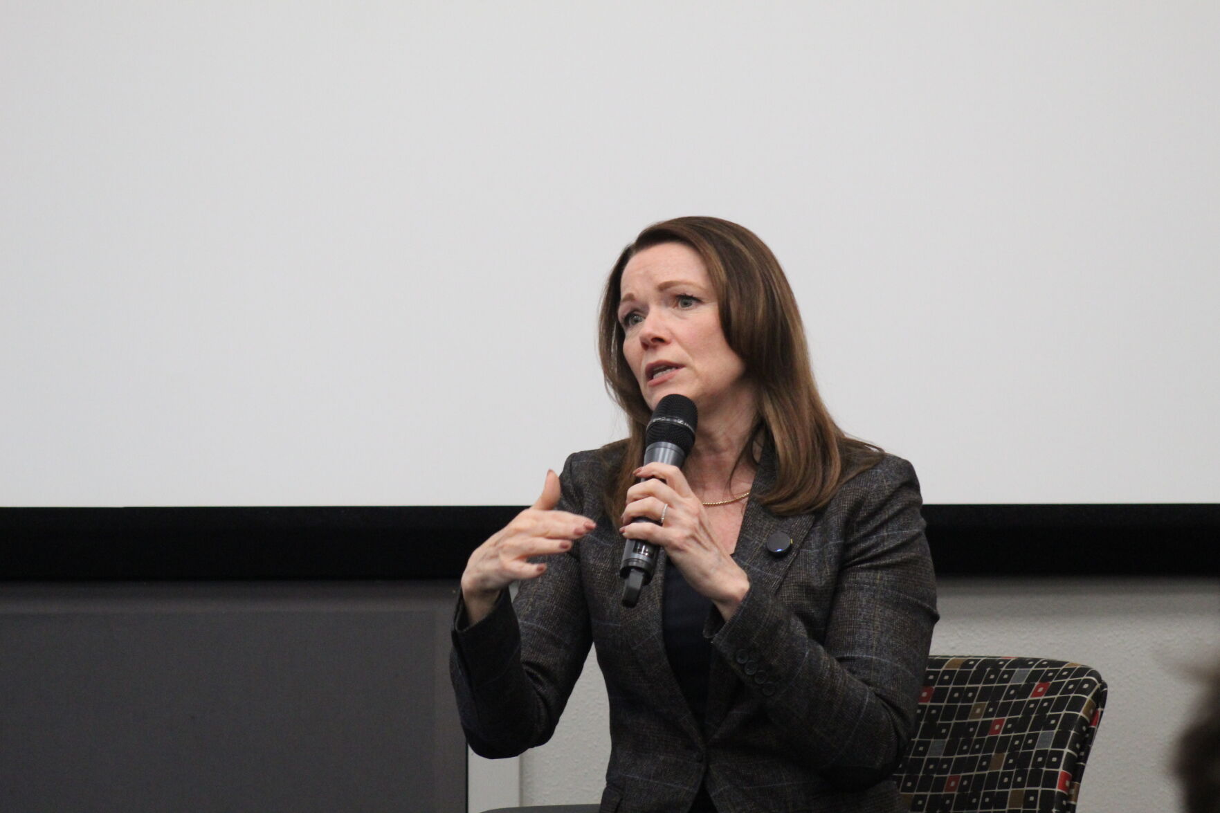Christina Bohannan speaks at forum series in Pella