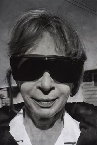 DeWitt artist Heidi Draley McFall creates photo-like portraits from ...