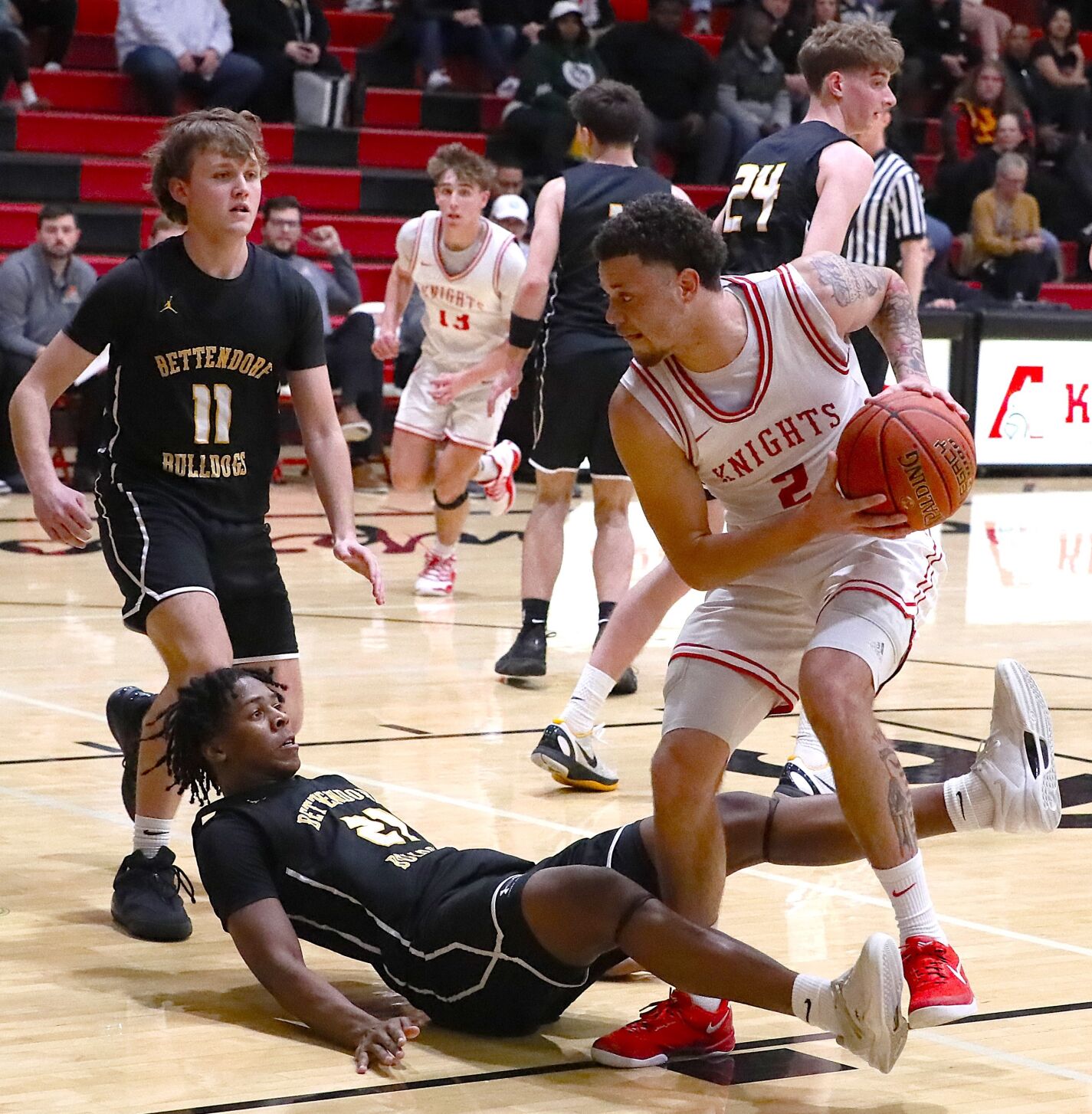 Davenport Assumption rallies past Bettendorf