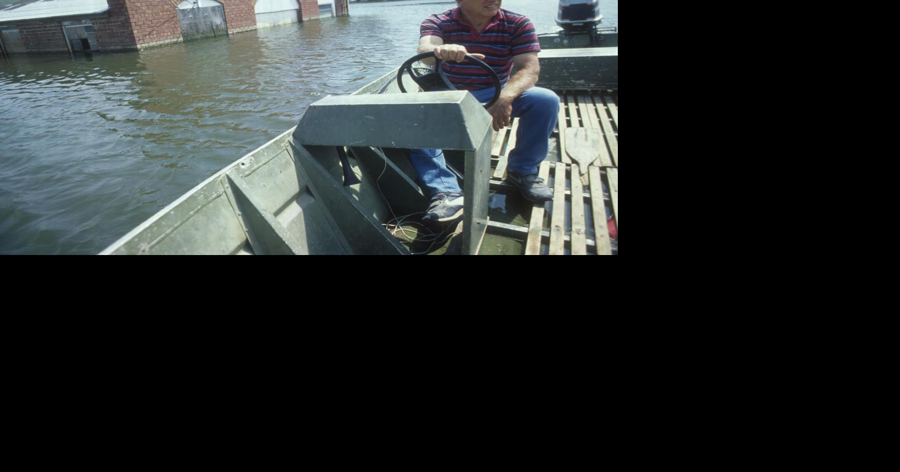 Photos: 1993 Record Flood