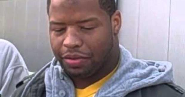 Hawkeye LB Anthony Hitchens