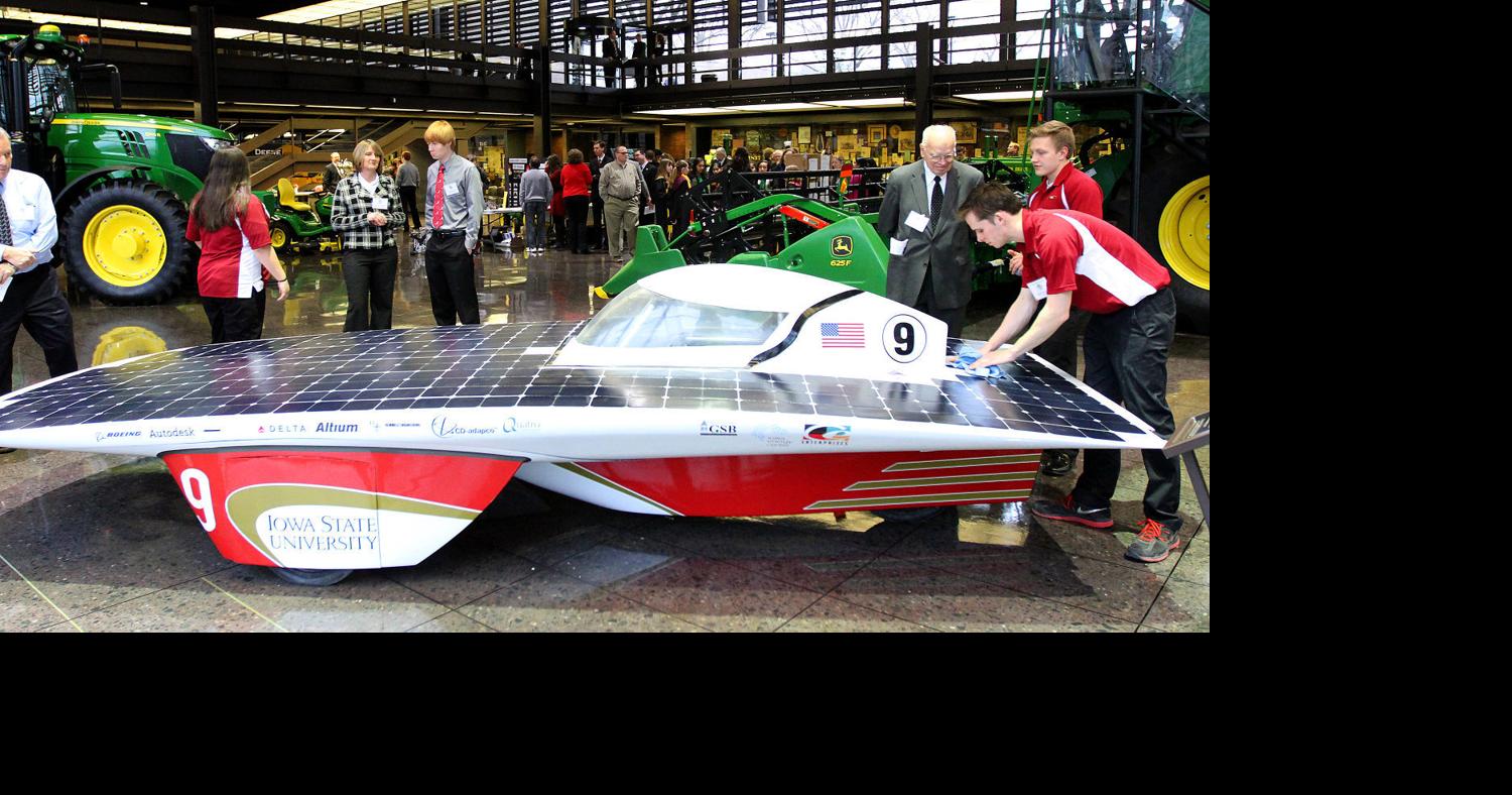 Engineers celebrate careers, show off inventions