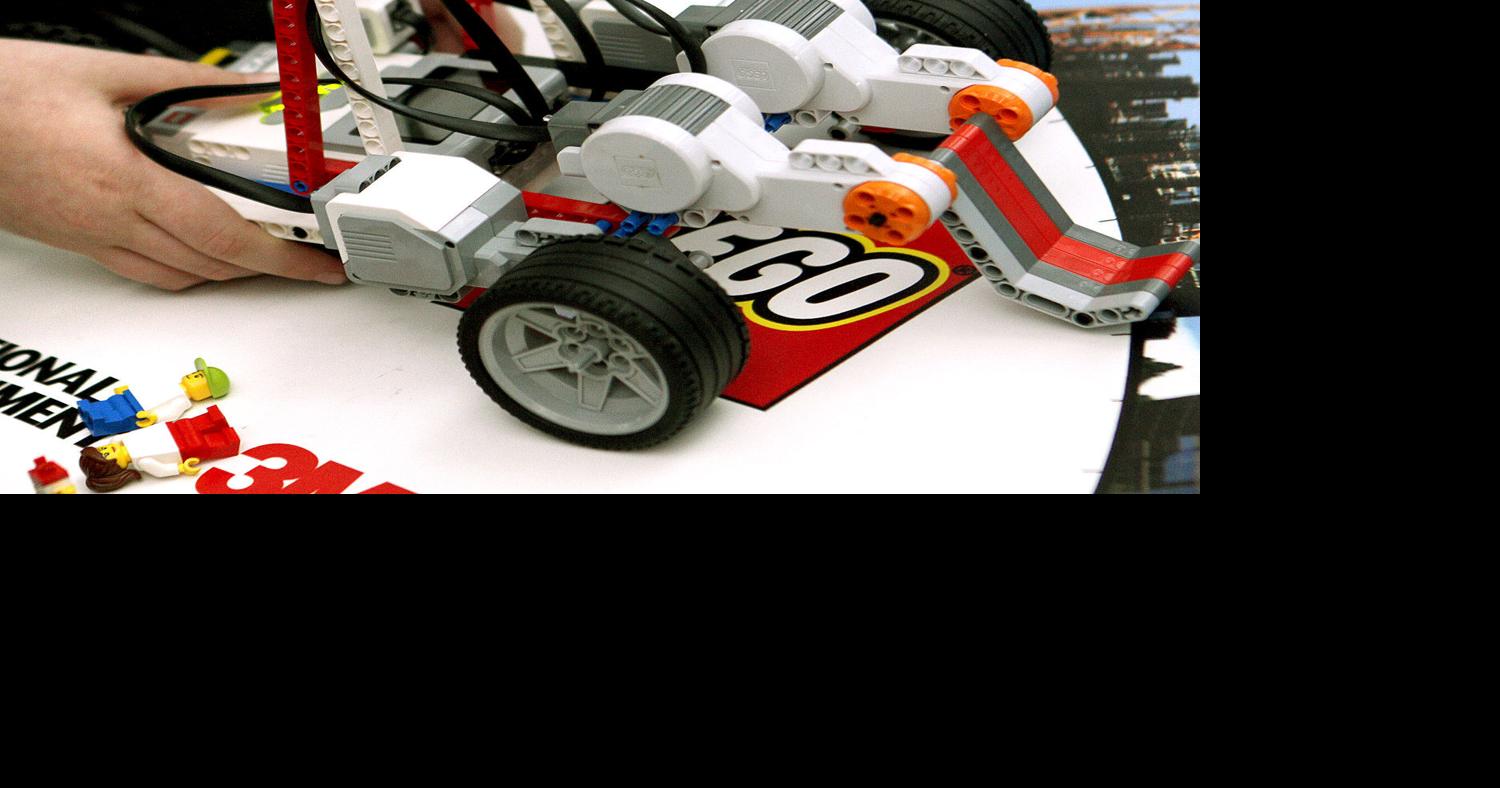 Photos: Lego Robot Competition