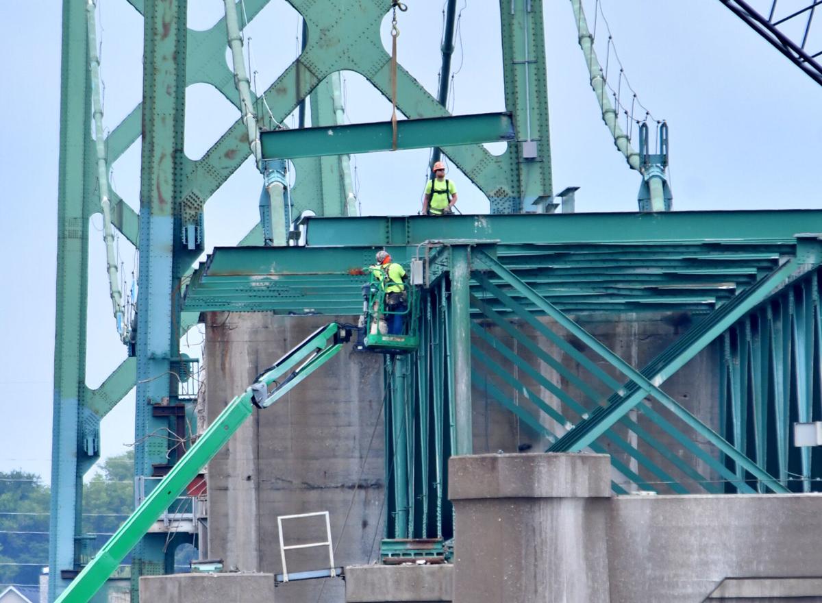Watch the DOT livestream of I-74 bridge demolition