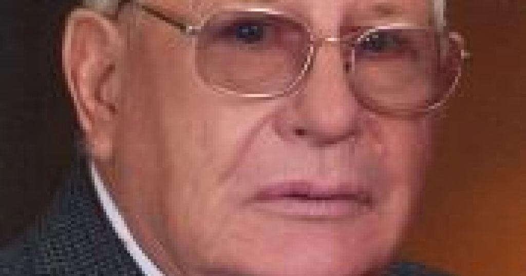 Myron "Mike" Suiter