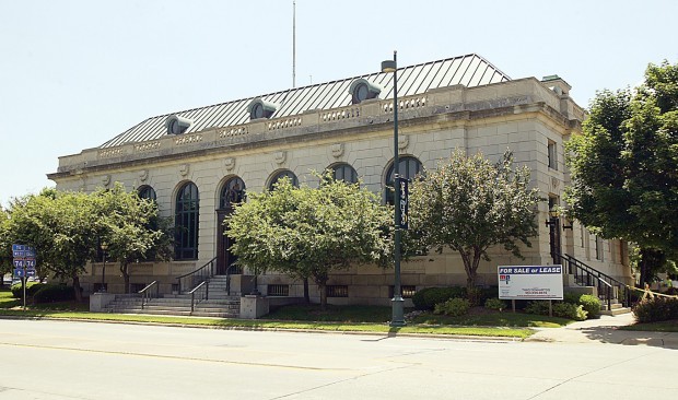 Willis HRH returns to downtown Moline
