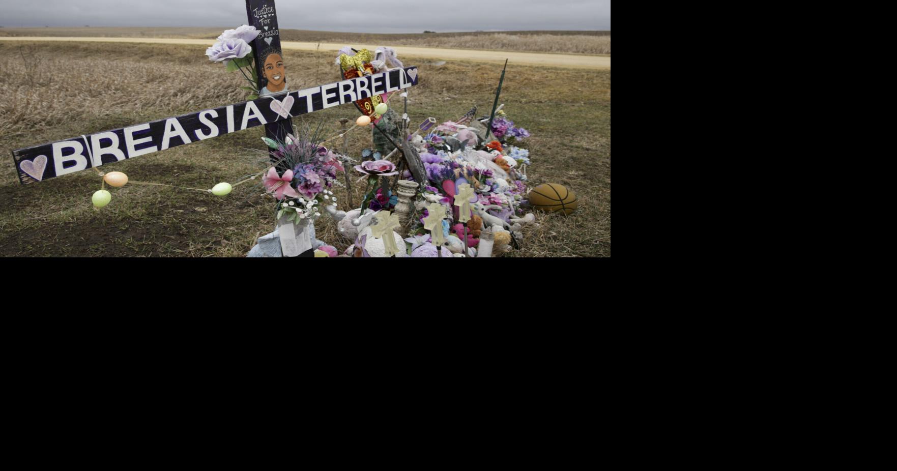 Henry Dinkins opts for bench trial, case expected to return to Scott County