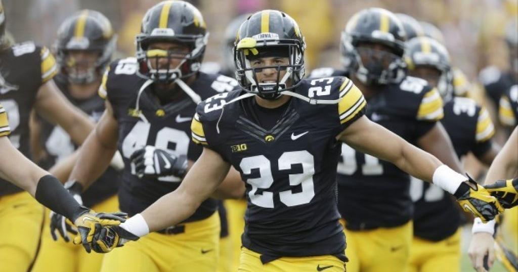 Iowa, Iowa State rivalry hits home for Cotton brothers