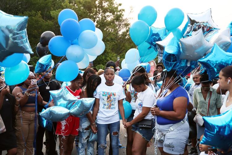 Iowa teen charged with killing Illinois letter carrier
