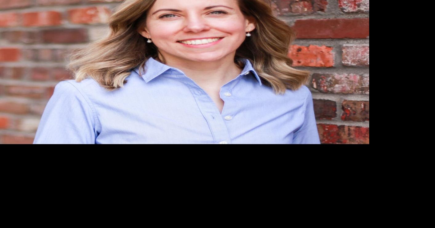 Iowa Democratic state Sen. Sarah Trone Garriott announces bid for 3rd ...