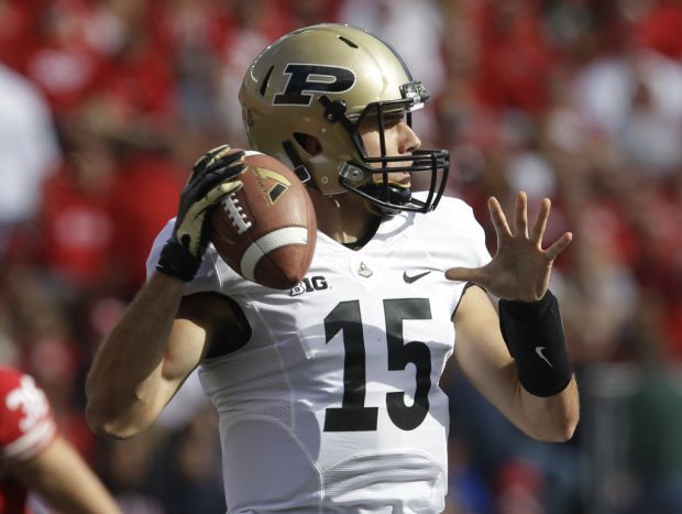Bounced as starting QB, Henry finds a new role at Purdue