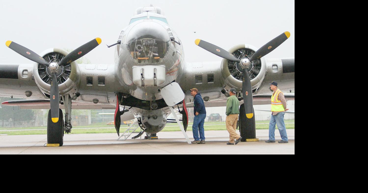 Photos: B-17 Aluminum Overcast Visits