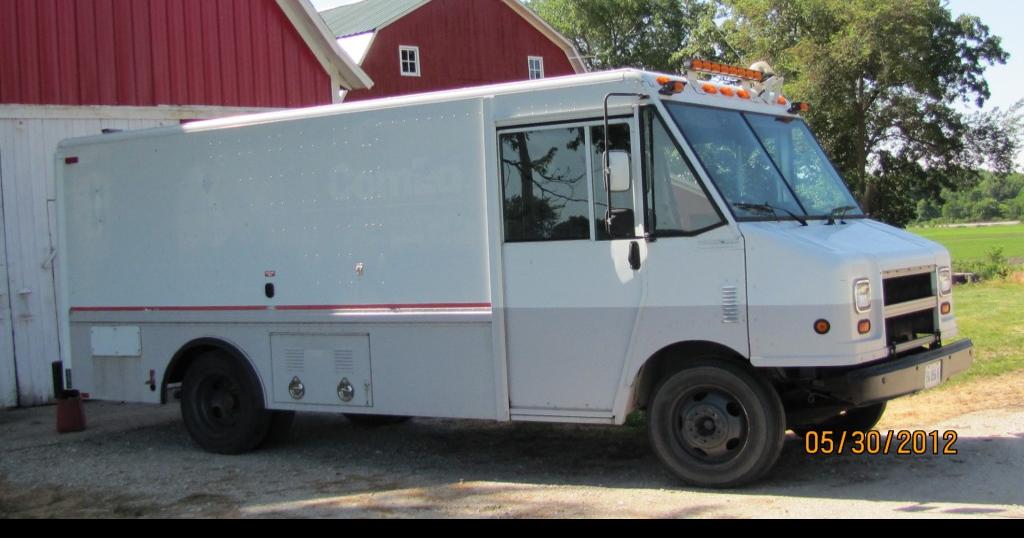 1997 GMC Step Van 1 ton stepvan with 54,000 miles. Run ex... image 1
