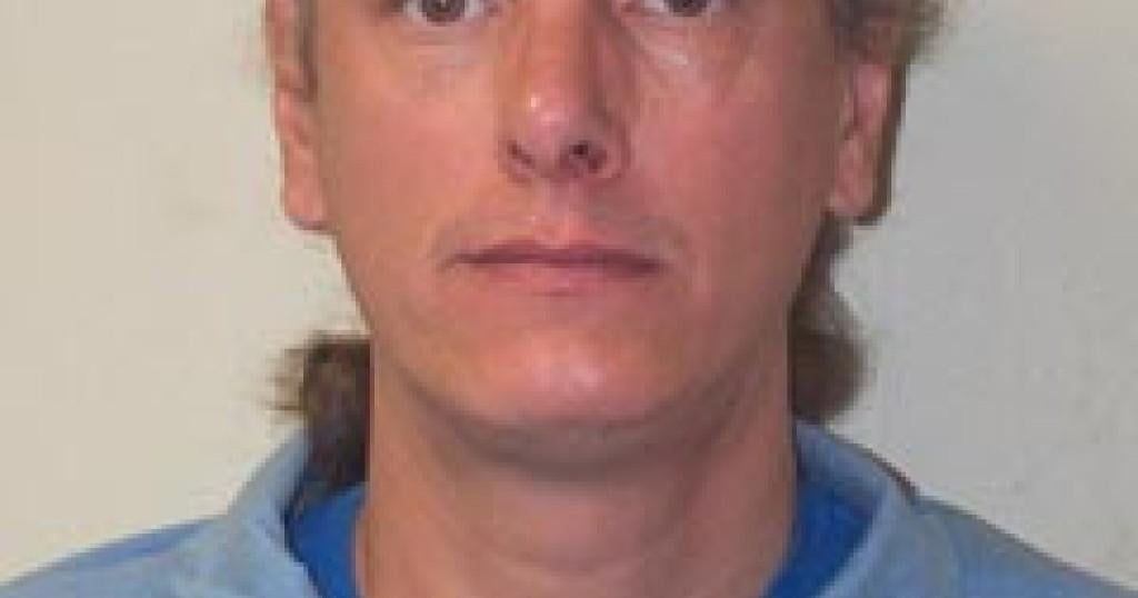 Man convicted in Davenport murder dies