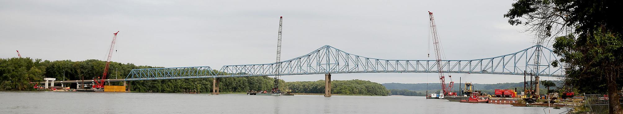 Historic Savanna-Sabula bridge photos