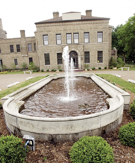 Shuttered RI funeral home reincarnated as Garden Ridge