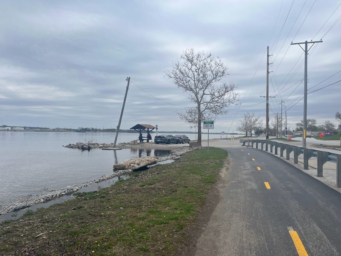Mississippi creeps onto riverfront path in Moline
