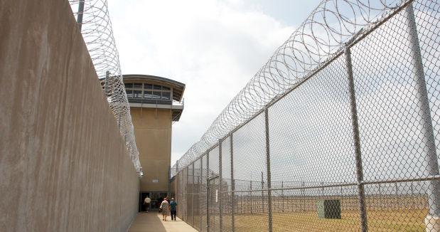 Thomson Prison among federal facilities suffering from high rate of ...