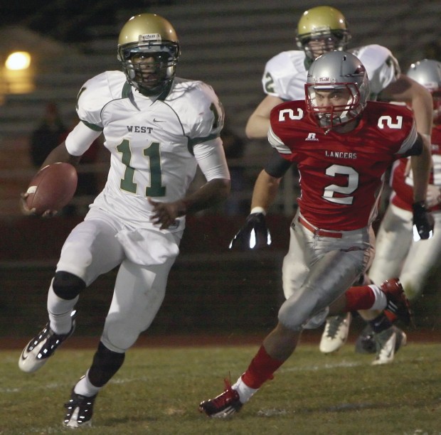 Cyclones recruit keys win over North Scott