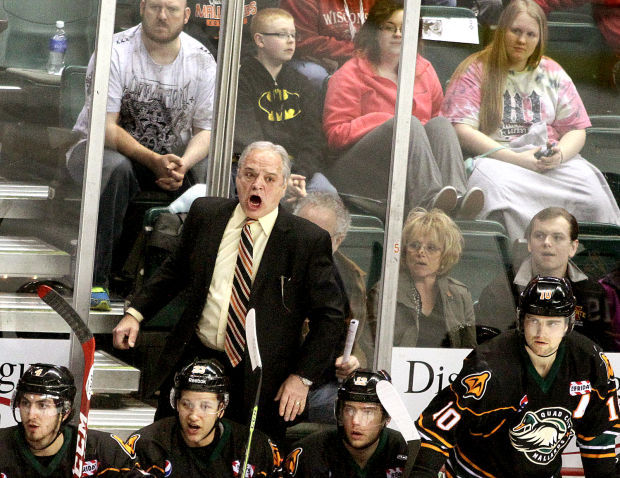 Gordie Howe 'in a class by himself', says ex-Aeros teammate Terry Ruskowski