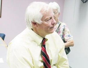 Former Q-C congressman Jim Leach backs Obama