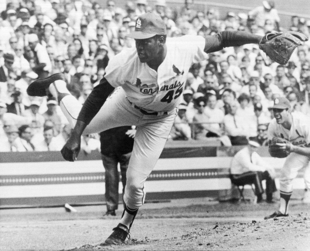 Cardinals Hall of Famer Bob Gibson dies at 84