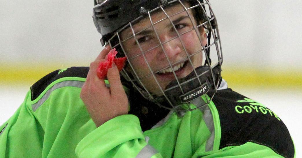 Youngest Toporowski driven to succeed in hockey