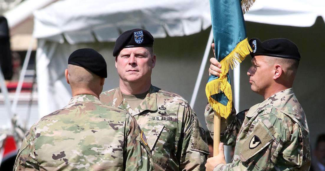 Arsenal command gets new leader