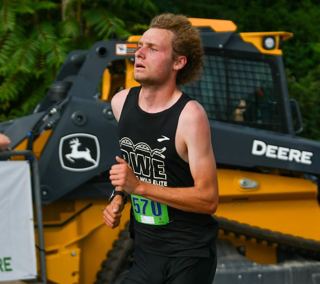 Max Murphy, Brenna Gray take local Bix 7 prizes