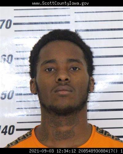 Davenport man on escape status faces meth and firearm charges