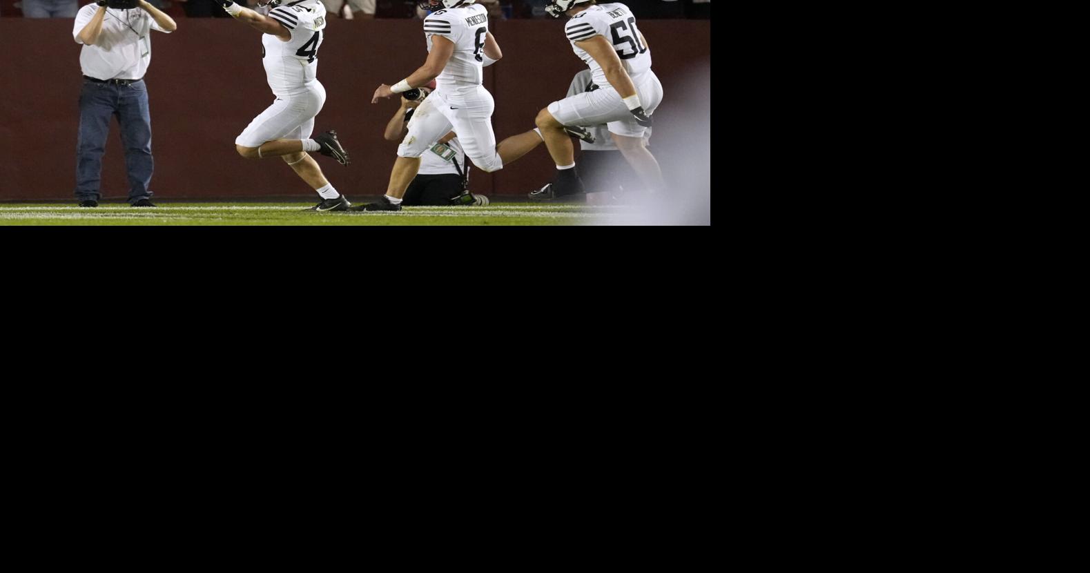 Punt block boosts No. 16 Iowa State to blowout of Baylor